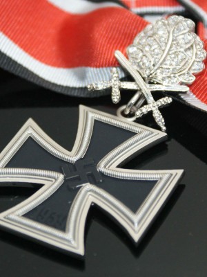 German WWII Knight's Cross with Oak Leaves, Swords and Diamonds